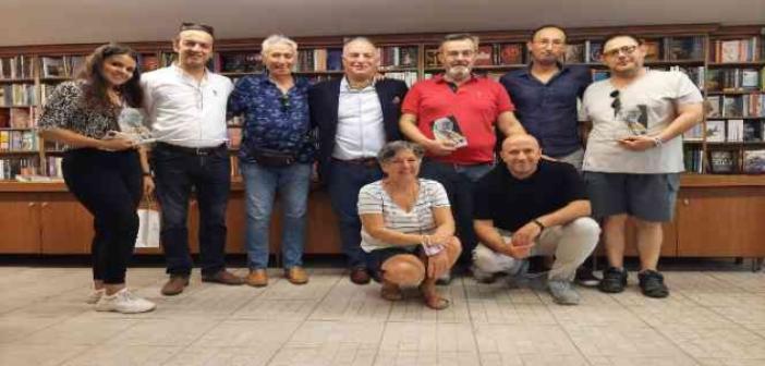 “İzmir Baba” imza gününde anıldı