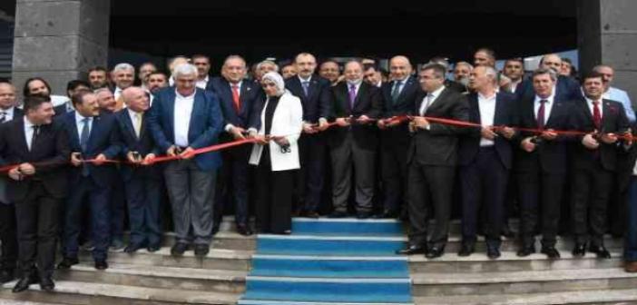 DAİB yeni hizmet binası açıldı