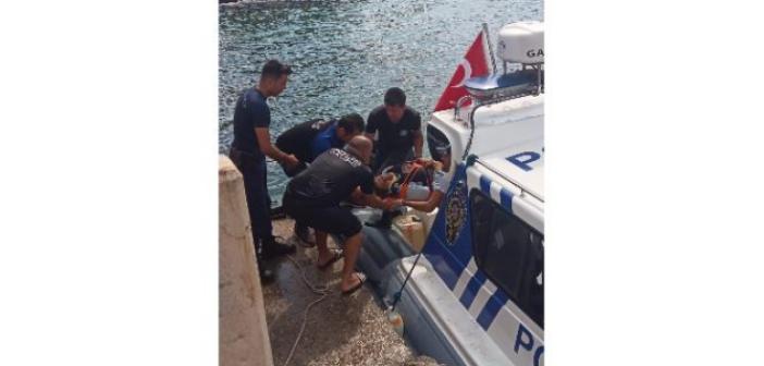 Yalova’da kayalıklara düşerek ayağı kırılan kadın kurtarıldı Yalova’da kayalıklara düşerek ayağı kırılan kadın kurtarıldı