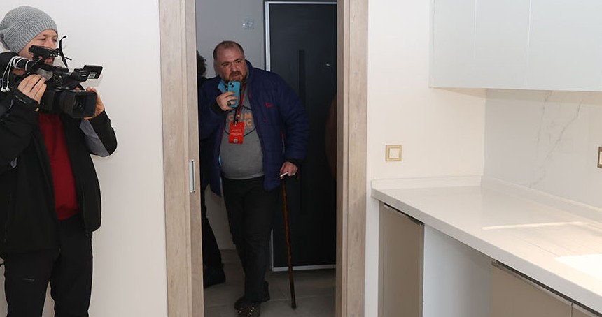Ulusal ve uluslararası medya mensupları TOKİ konutlarını gezdi Ulusal ve uluslararası medya mensupları TOKİ konutlarını gezdi