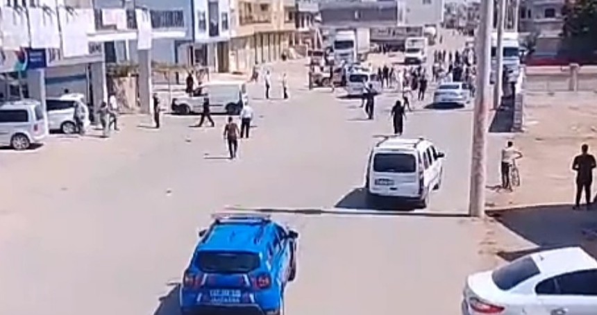 Mardin’de iki grup arasında silahlı kavga: 6 yaralı Mardin’de iki grup arasında silahlı kavga: 6 yaralı