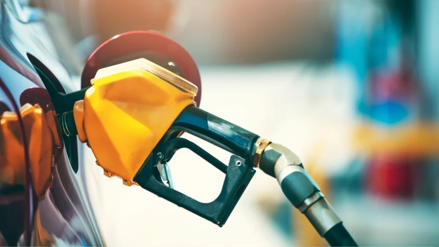 Araç sahipleri müjde! Benzine indirim geliyor